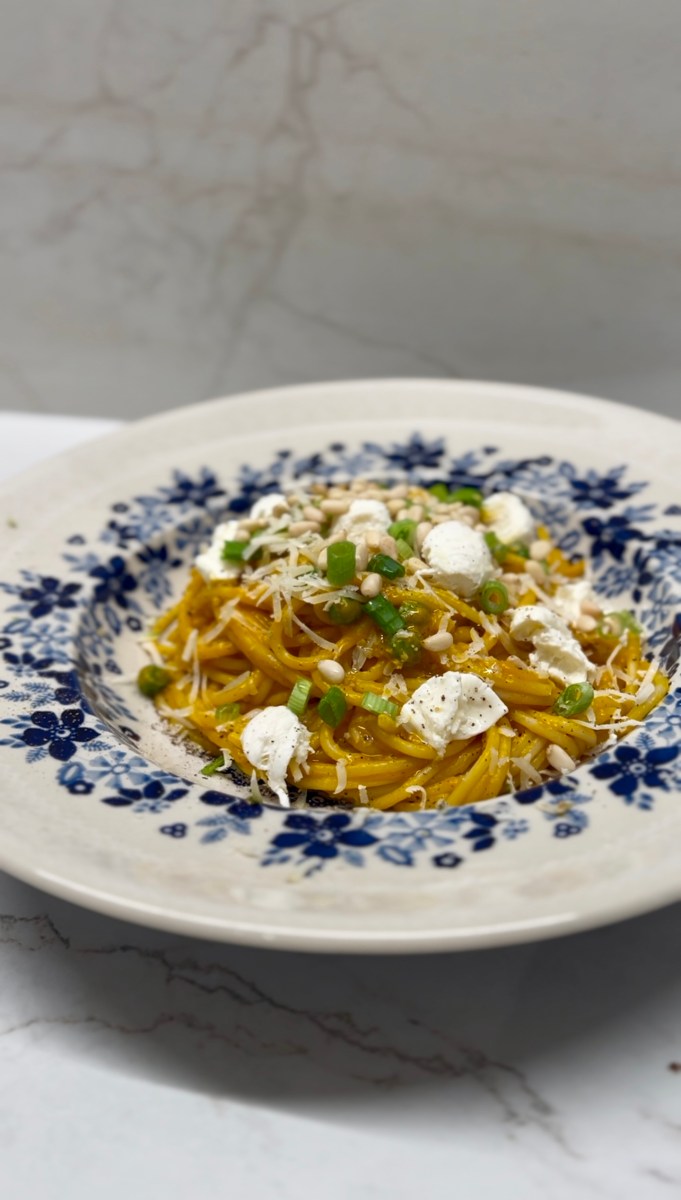 Makaron Spaghetti w sosie dyniowym – Idealny przepis na jesienny obiad ...